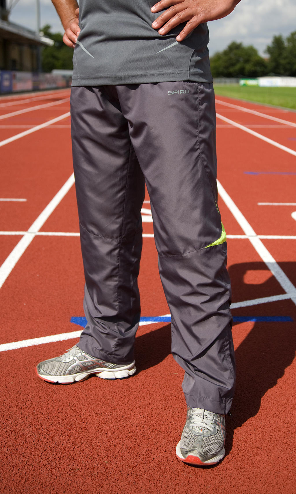 Textil24.net - Textilien zum Großhandelspreis - Spiro Men Micro Lite ...